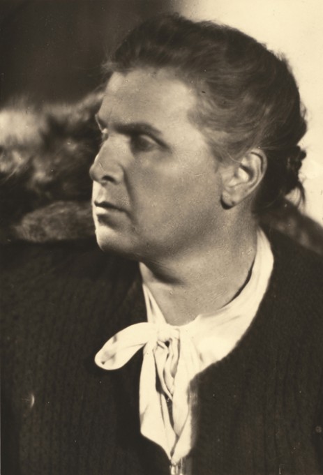 Portraits of Soviet Intellectual Life · Galerie Berinson